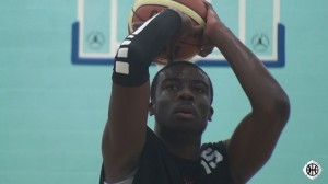 Chris Tawiah Signs Letter of Intent to Texas A&M-Corpus Christi ...