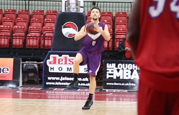 Alex Roberts Comes Up Clutch, Hits Insane 3/4 Court Game Winner vs USA ...