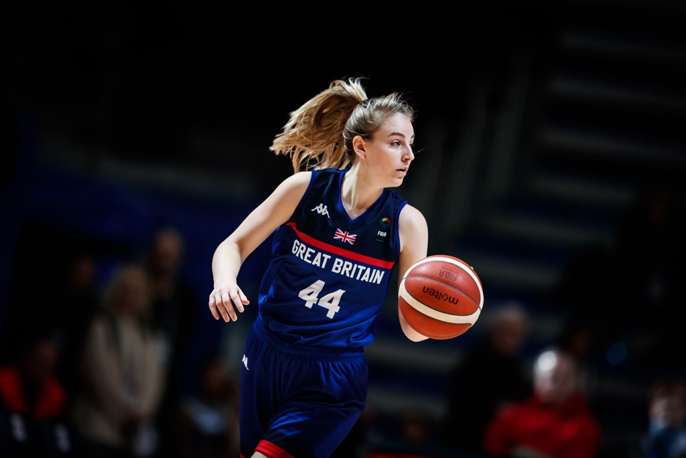 Karlie Samuelson re-signs with Dallas Wings in WNBA free agency ...
