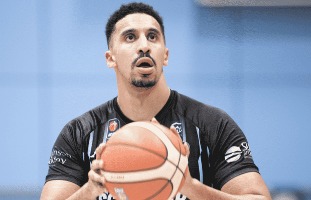 Ryan Richards returns for third spell with Surrey Scorchers - Hoopsfix.com