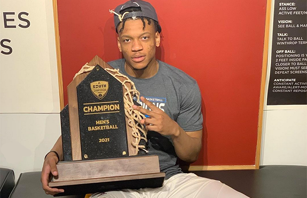 Anumba helps Winthrop to Big South Championship repeat - Hoopsfix.com