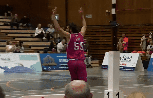 Worthing Thunder's Tom Ward catches fire for 26-point first half ...
