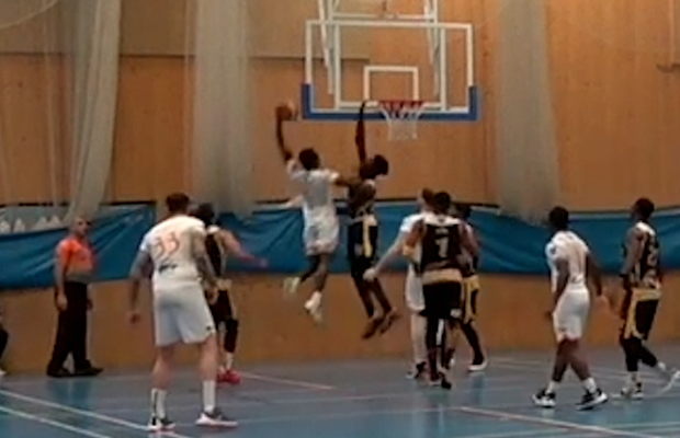 Jordan Harris serves up huge dunk! BBL Top 10 Plays - Week 19 ...