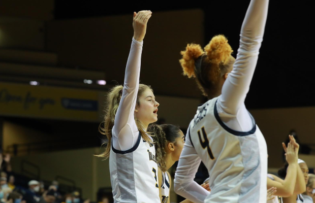Ella Doherty wins MAC regular season title with Toledo - Hoopsfix.com