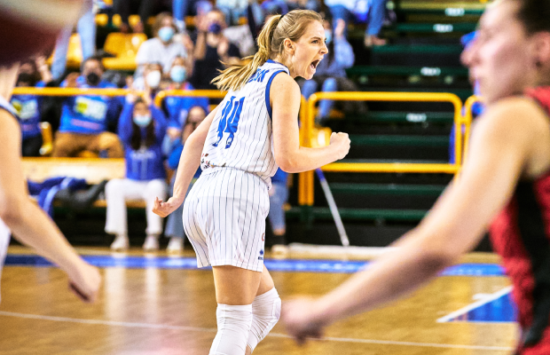 Karlie Samuelson helps Avenida back into EuroLeague Final Four ...