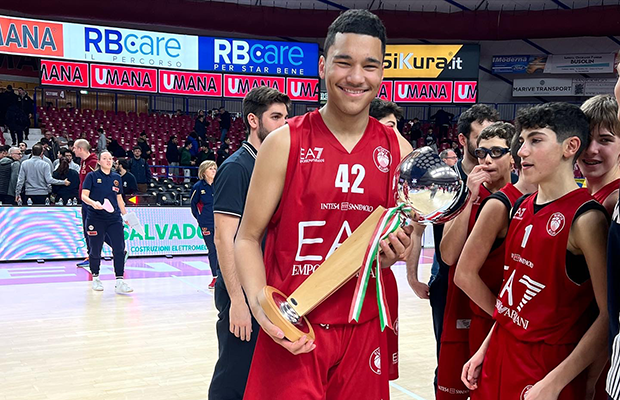 Ziah Francis ('09) signs multi-year deal with Trento - Hoopsfix.com